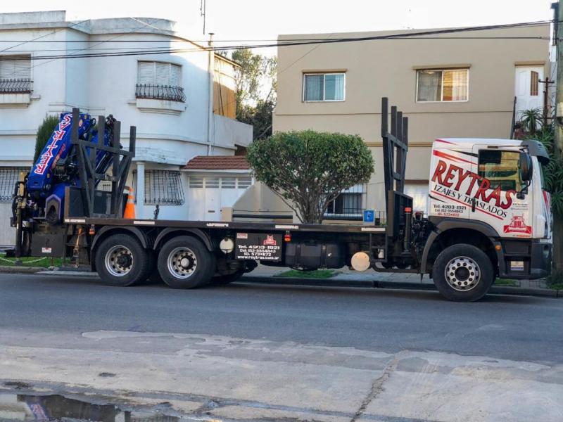 Hidrogrúa de 38 Toneladas ☑️ Chasis con Acoplado Alquiler