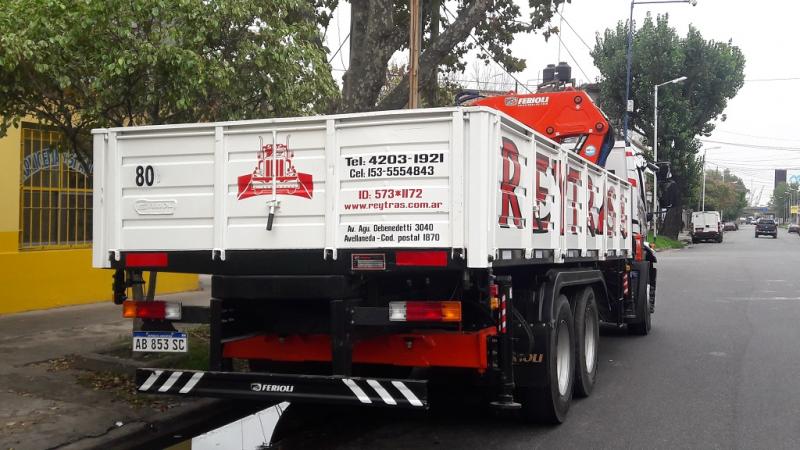 Hidrogrúa de 25 Toneladas ☑️ Chasis con Balancín Alquiler