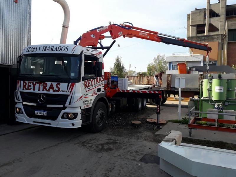 Hidrogrúa de 18 Toneladas ☑️ Chasis con Balancín Alquiler